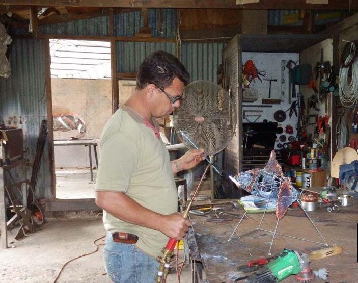 Shane Bower - Imaginations in Metal - Hot Glass Fiji